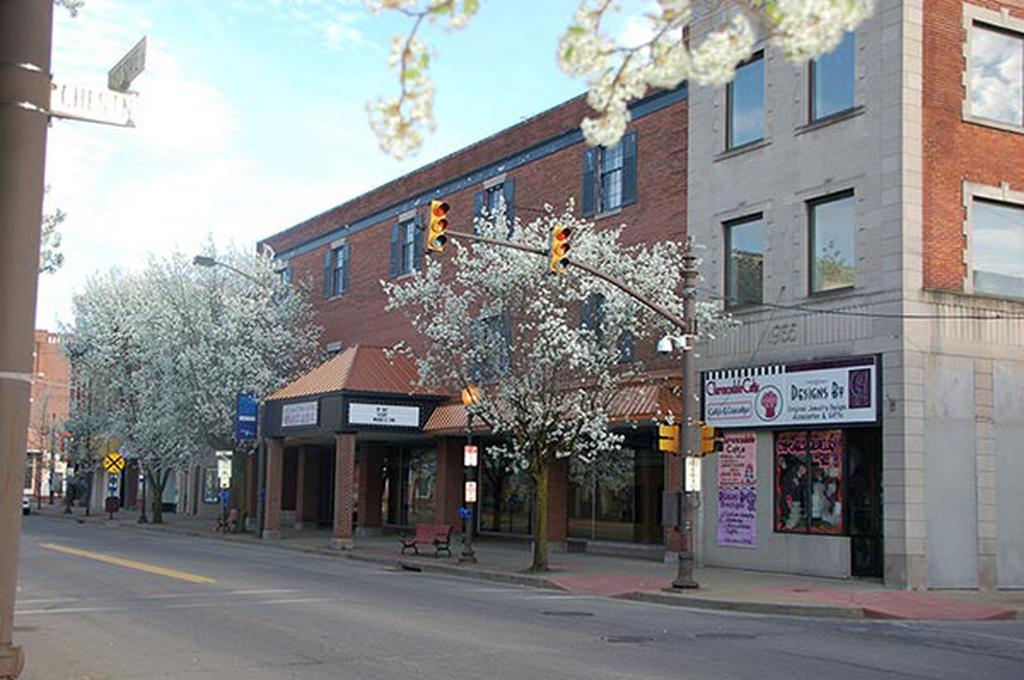 Official Website for the City of Sharon, Pennsylvania - Vibrant Downtown