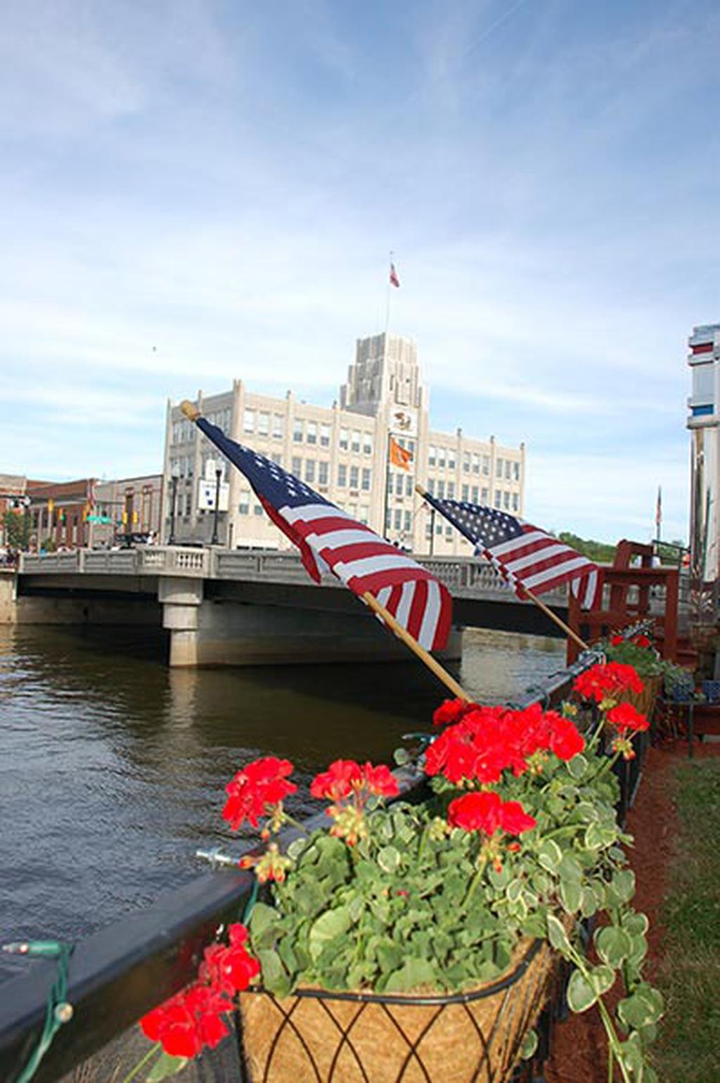 Official Website for the City of Sharon, Pennsylvania - Vibrant Downtown