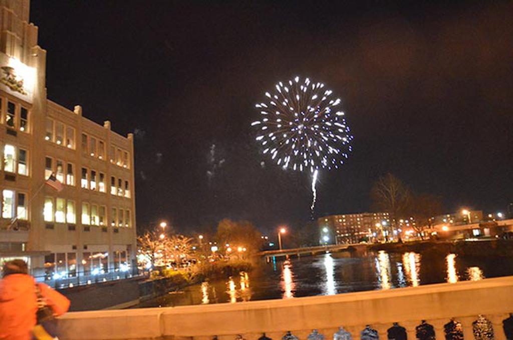 Official Website for the City of Sharon, Pennsylvania - Vibrant Downtown